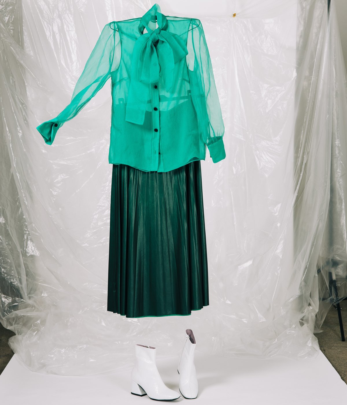 || SAMPLE SALE || DORIC - White Leather Square Toe Boots | Garmentory