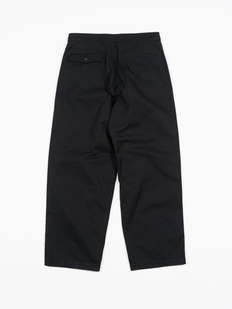 Still By Hand Inverted Box Pleat Pants - Black | Garmentory