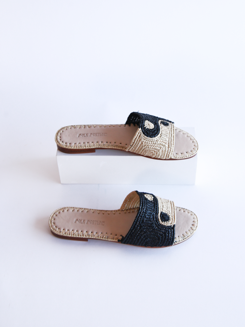 Folk Fortune Yin Yang Raffia Sandals - black/natural | Garmentory