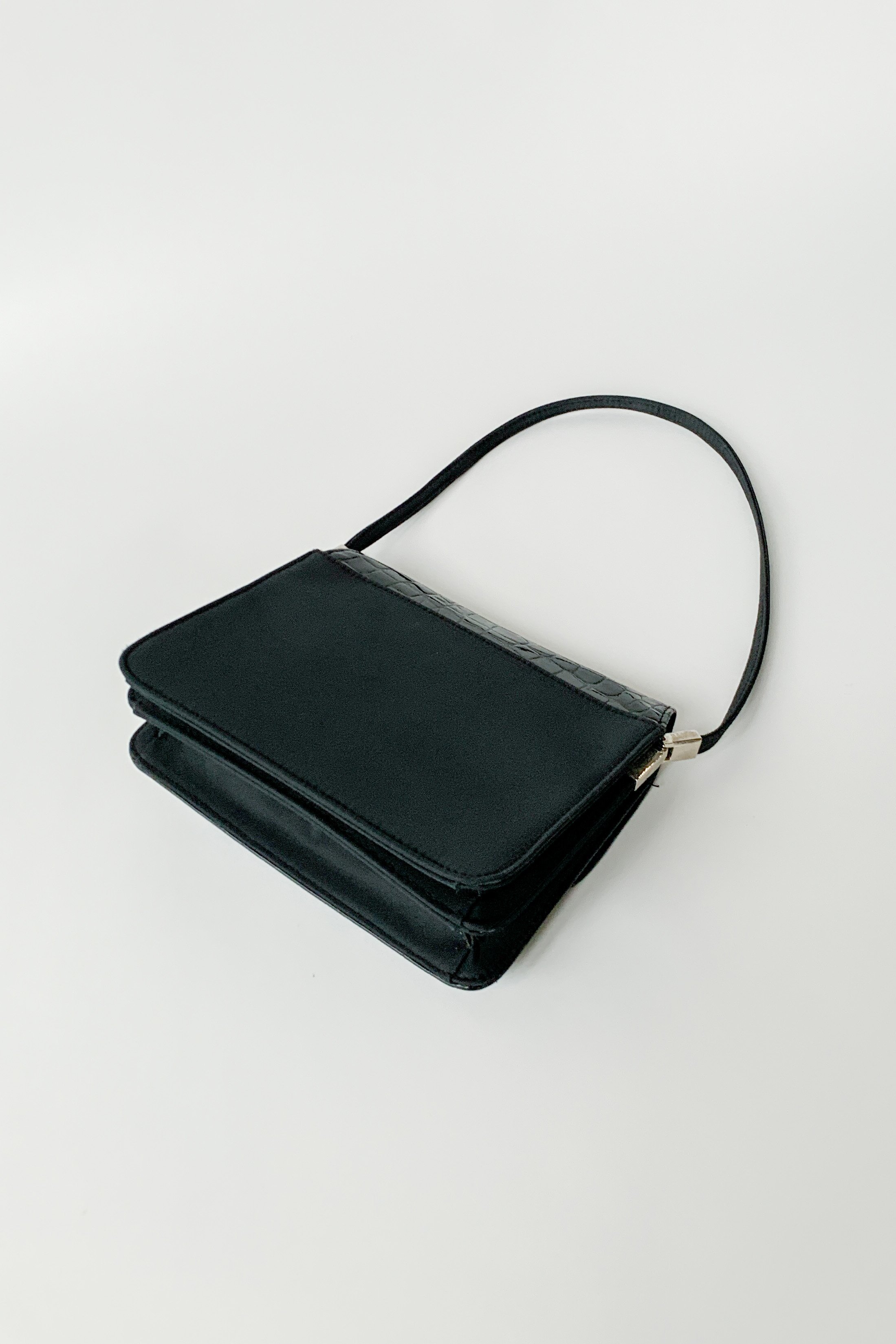 Black Crocodile Embossed Purse | Garmentory