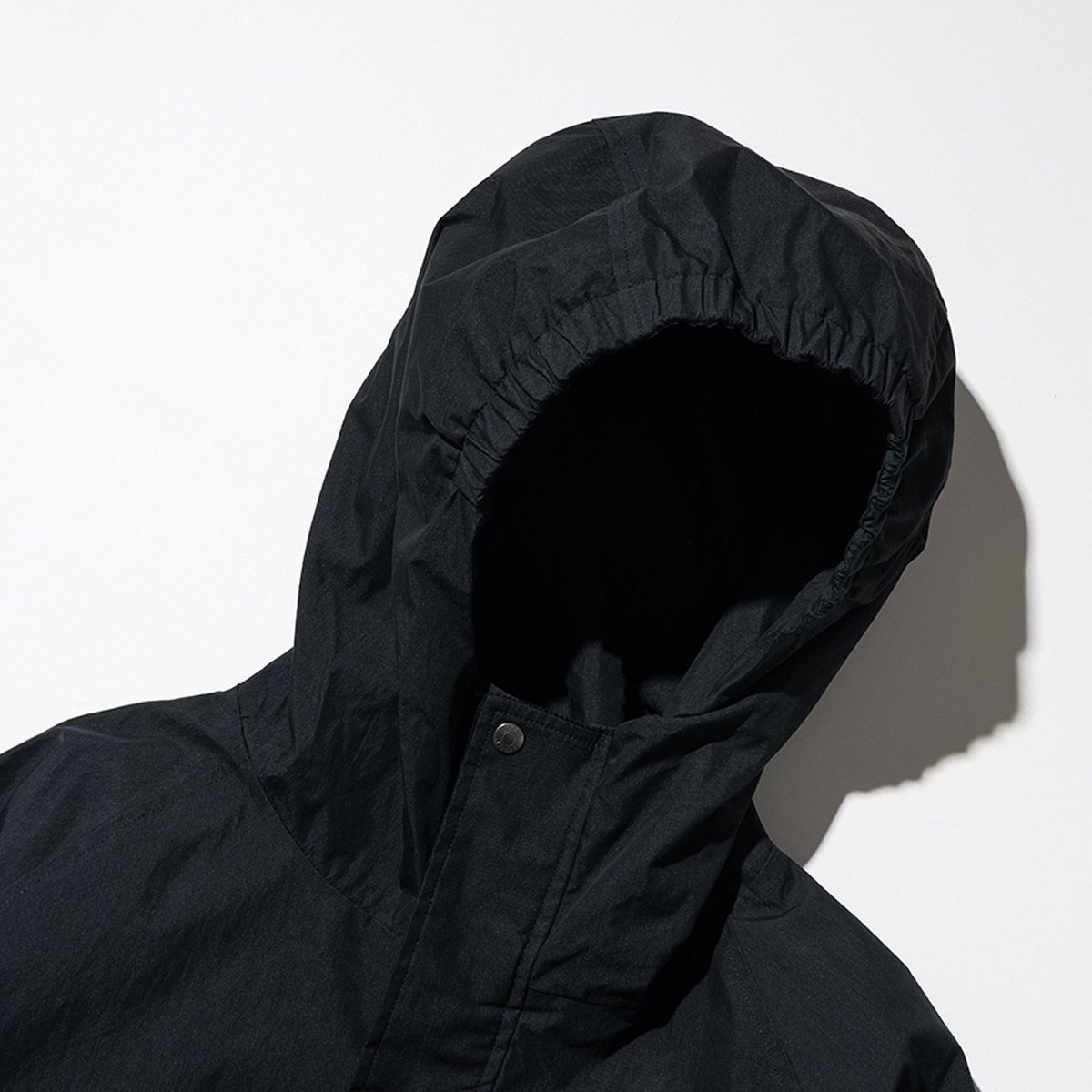 UNIFORM BRIDGE Hooded Short Parka - Black | Garmentory