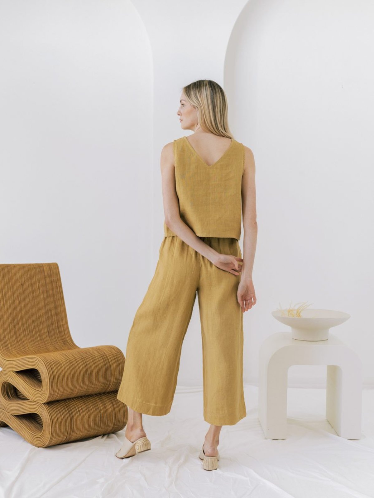 LAUDE the Label Clare Linen Tank - Turmeric | Garmentory