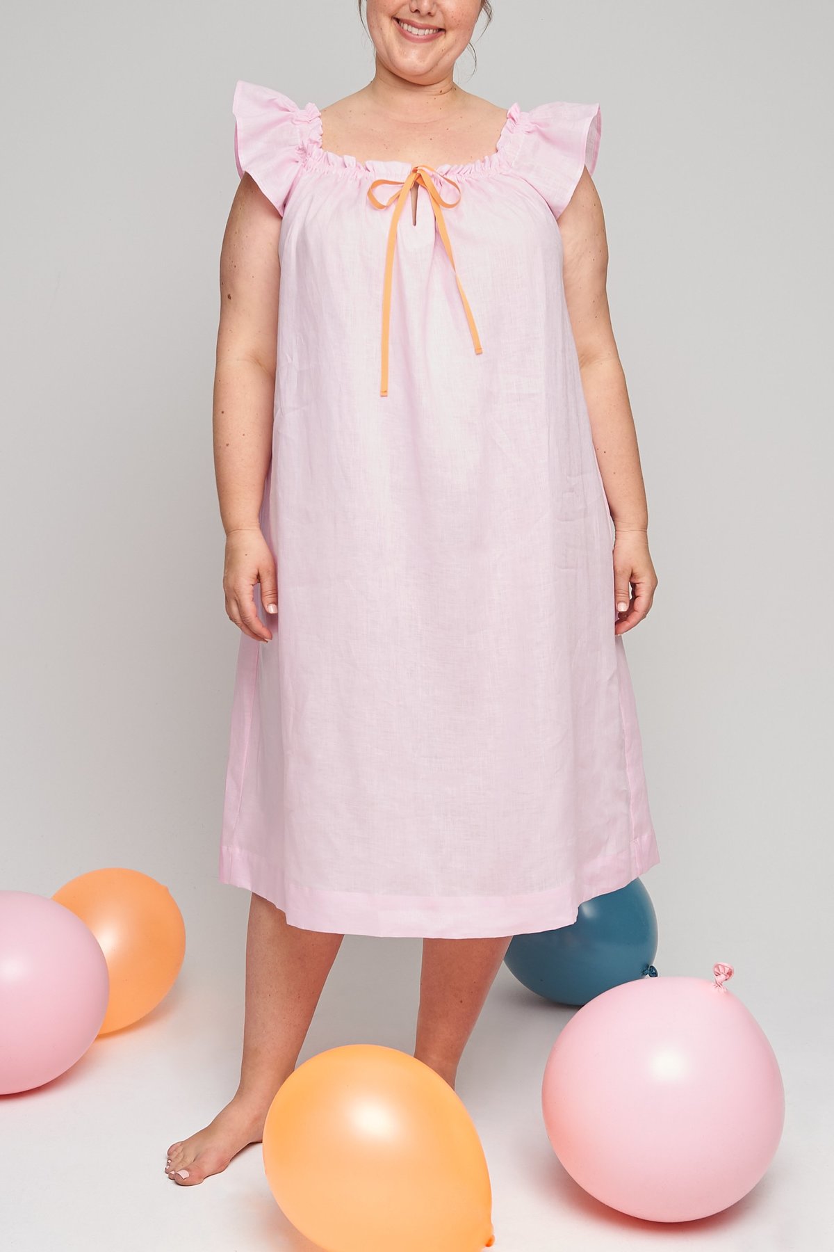 Eliza Faulkner Plus Linen Party Nightie - Pale Pink | Garmentory