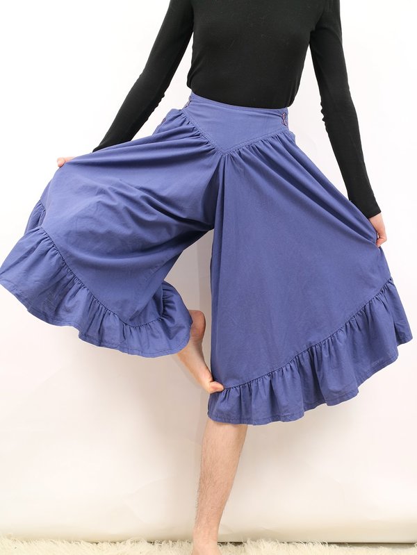 Vintage ruffled leg party pants | Garmentory
