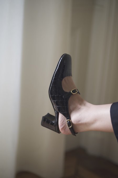 Anne Thomas | Garmentory