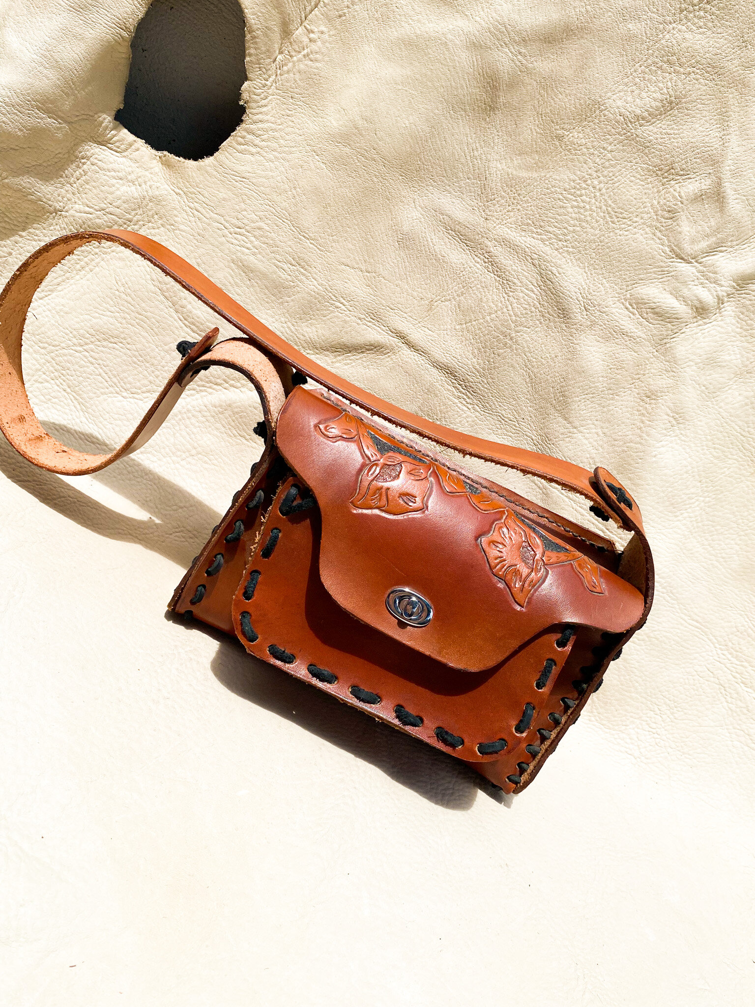 Vintage AMBER TOOLED LEATHER BAG - RED | Garmentory