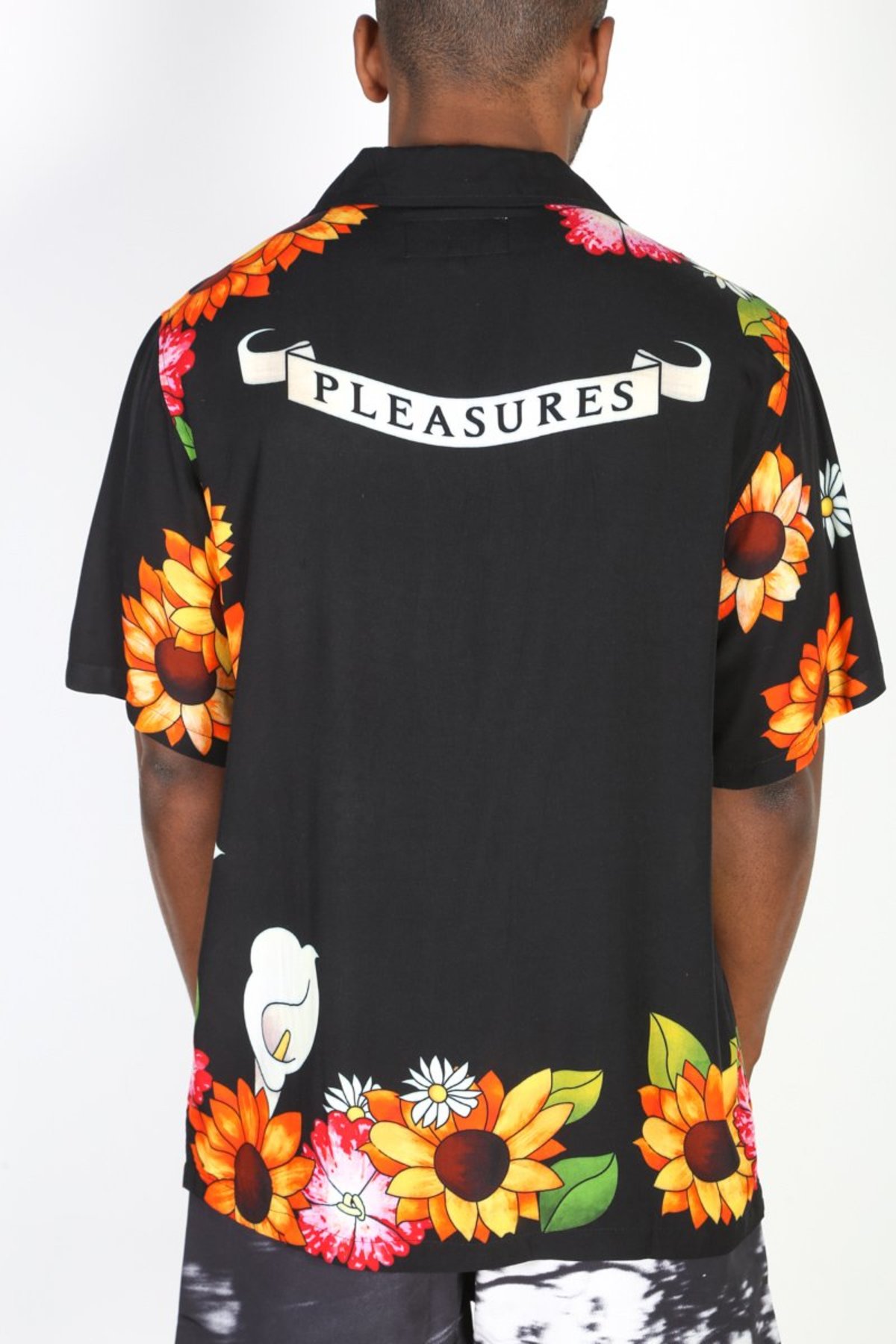 PLEASURES HEART BUTTON DOWN - BLACK | Garmentory