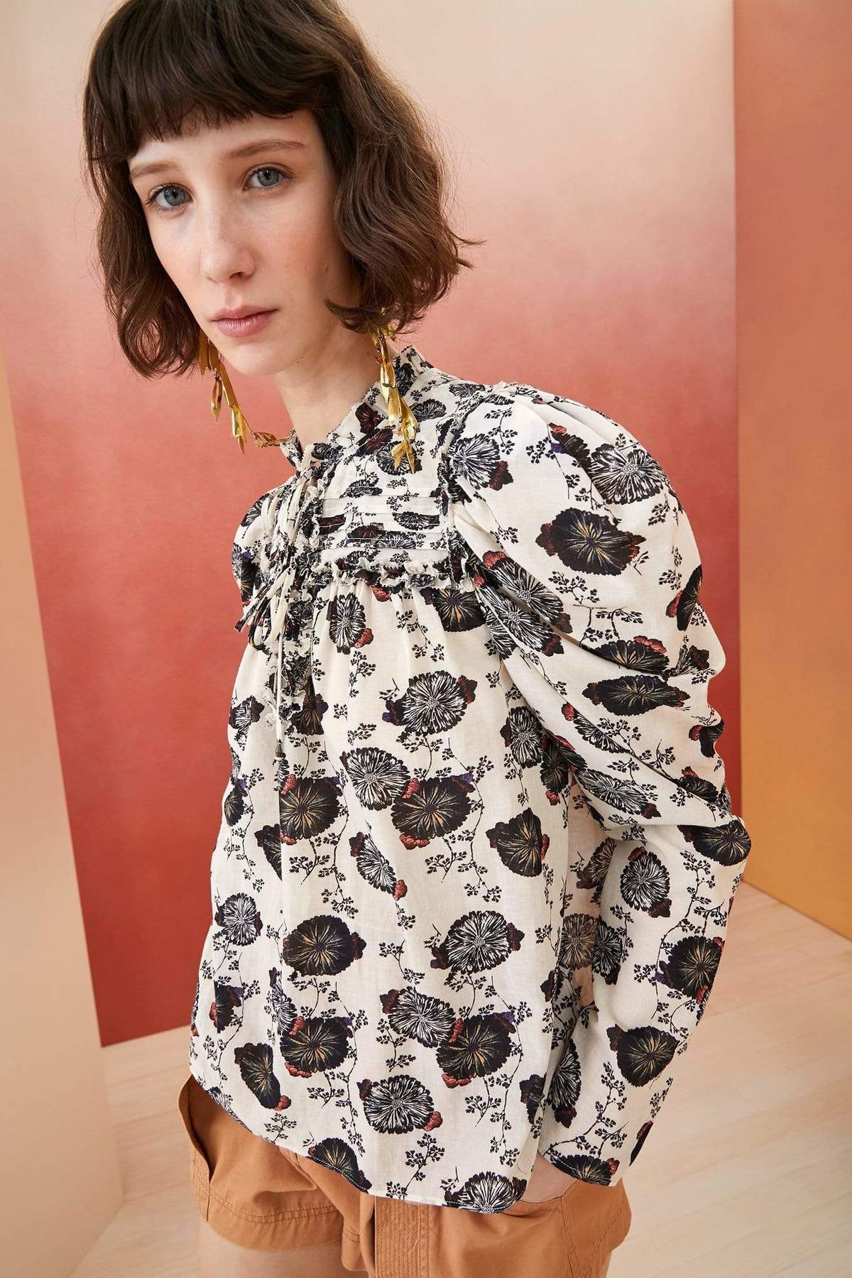 Ulla Johnson Bevin Blouse in Gardenia Floral | Garmentory