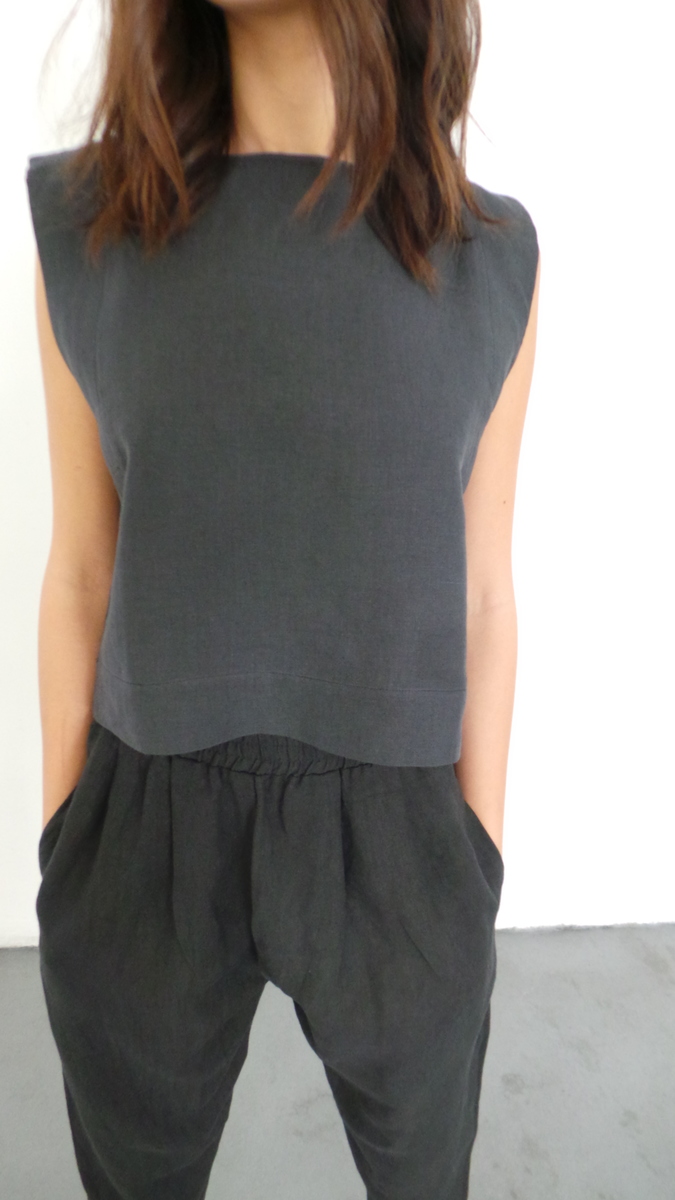 ILANA KOHN KATE CROP -FADED BLACK | Garmentory