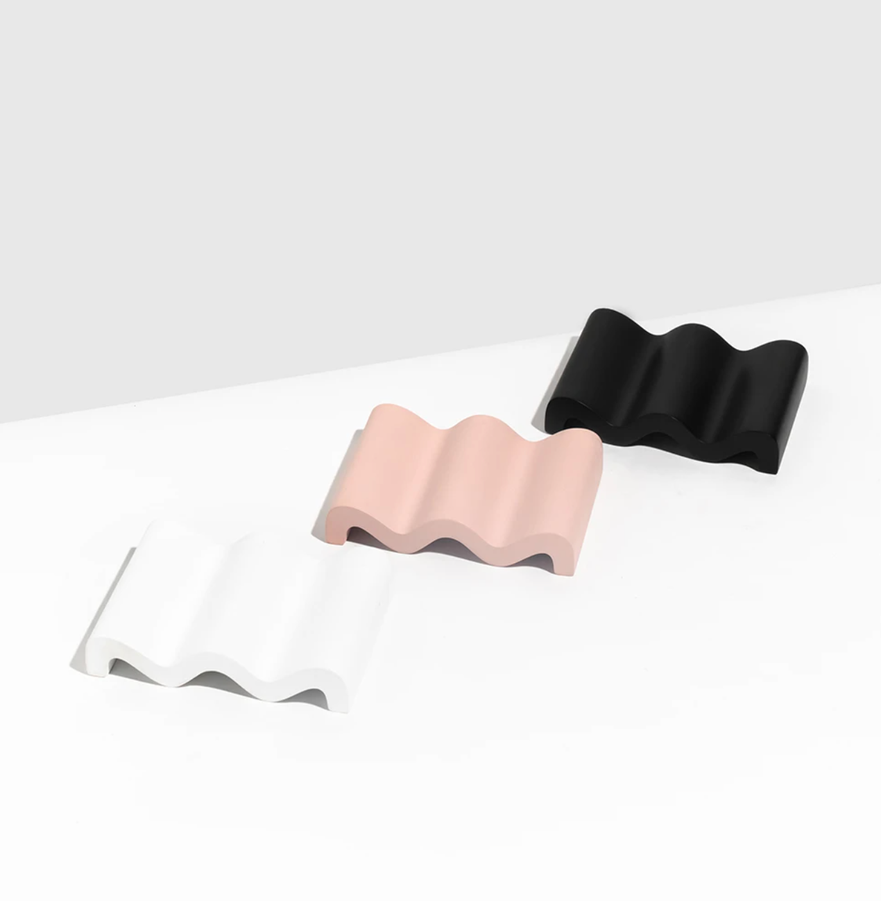 Fazeek Wave Soap Dish - White | Garmentory