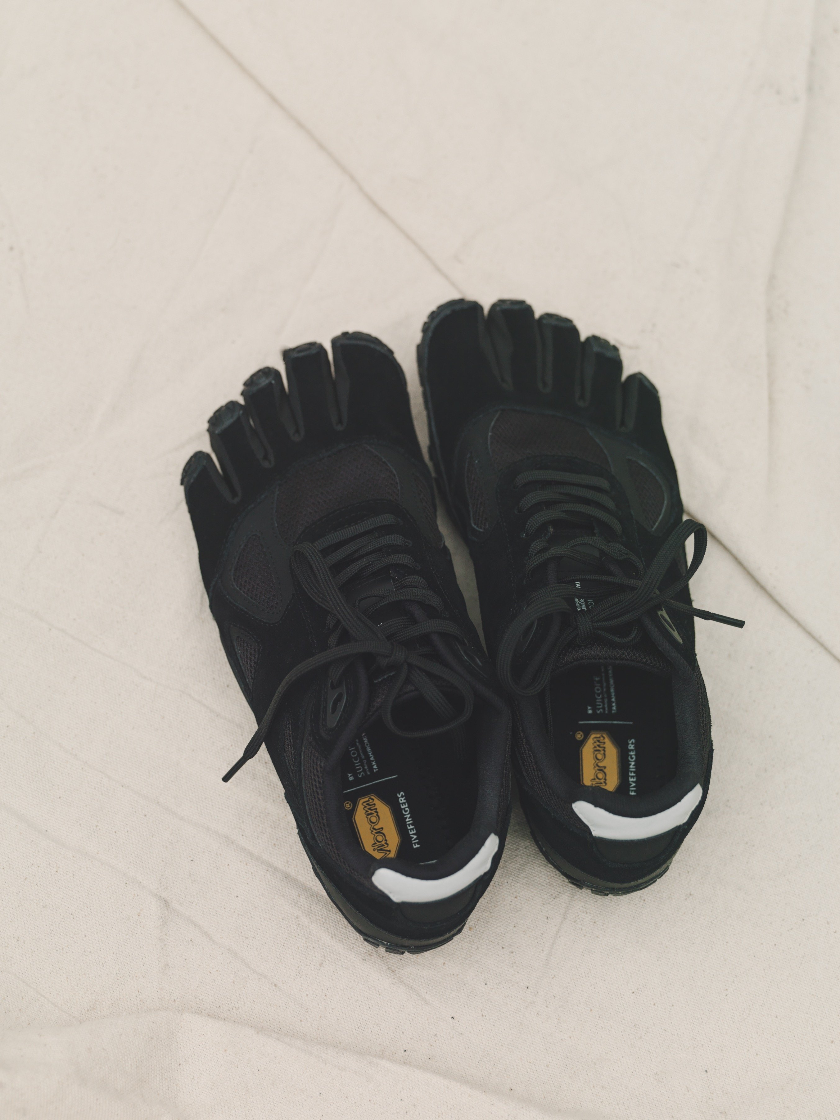 TAKAHIROMIYASHITA The Soloist. Suicoke Vibram FiveFingers Shoe - Black ...