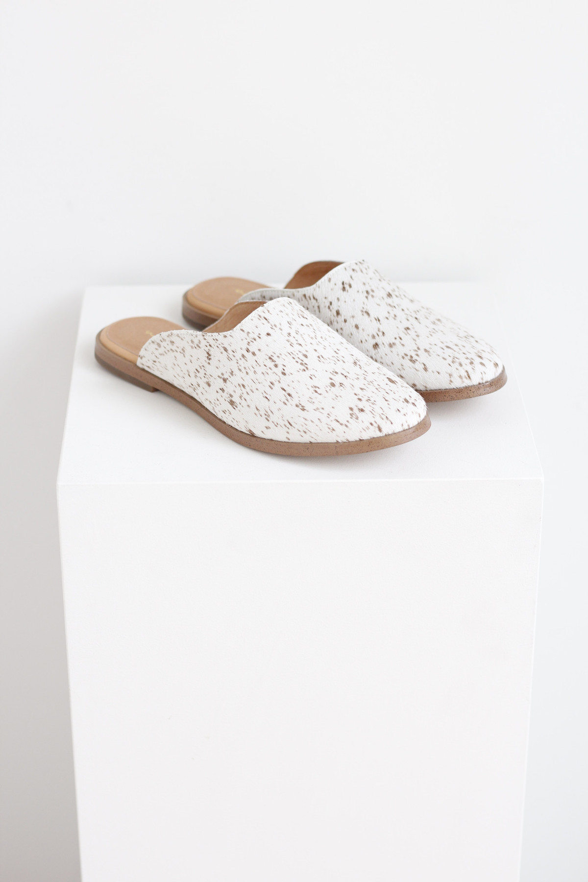 Urge Womens Fever Fur Loafer | Garmentory