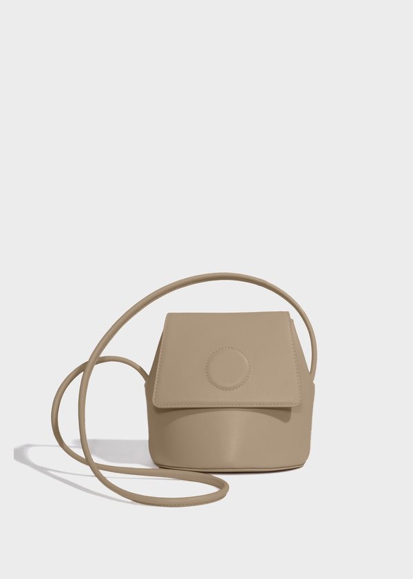 Modern Weaving Petite Trapeze Bucket - Cremini | Garmentory