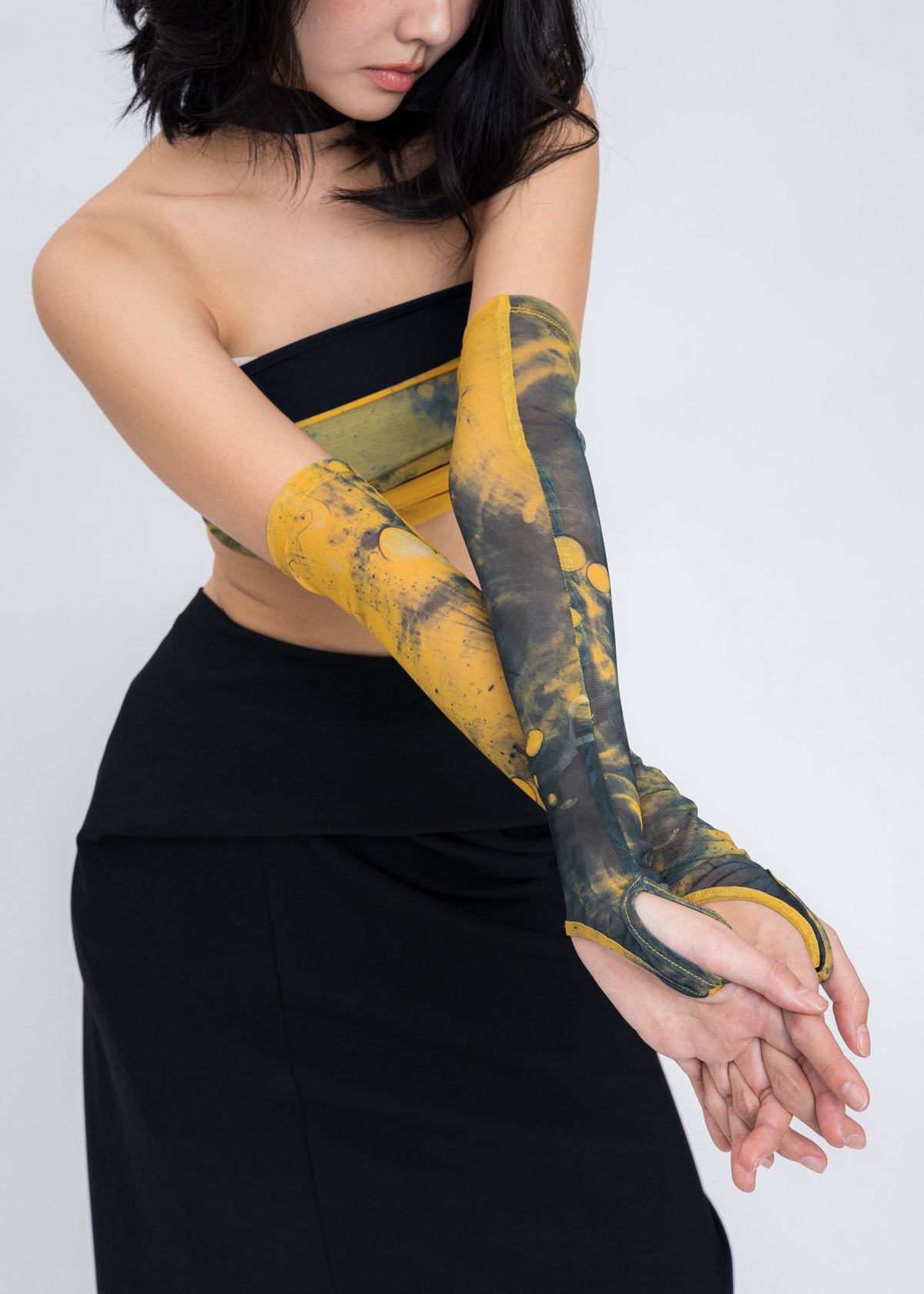 Oude Waag Arm Sleeves - Yellow Printed | Garmentory