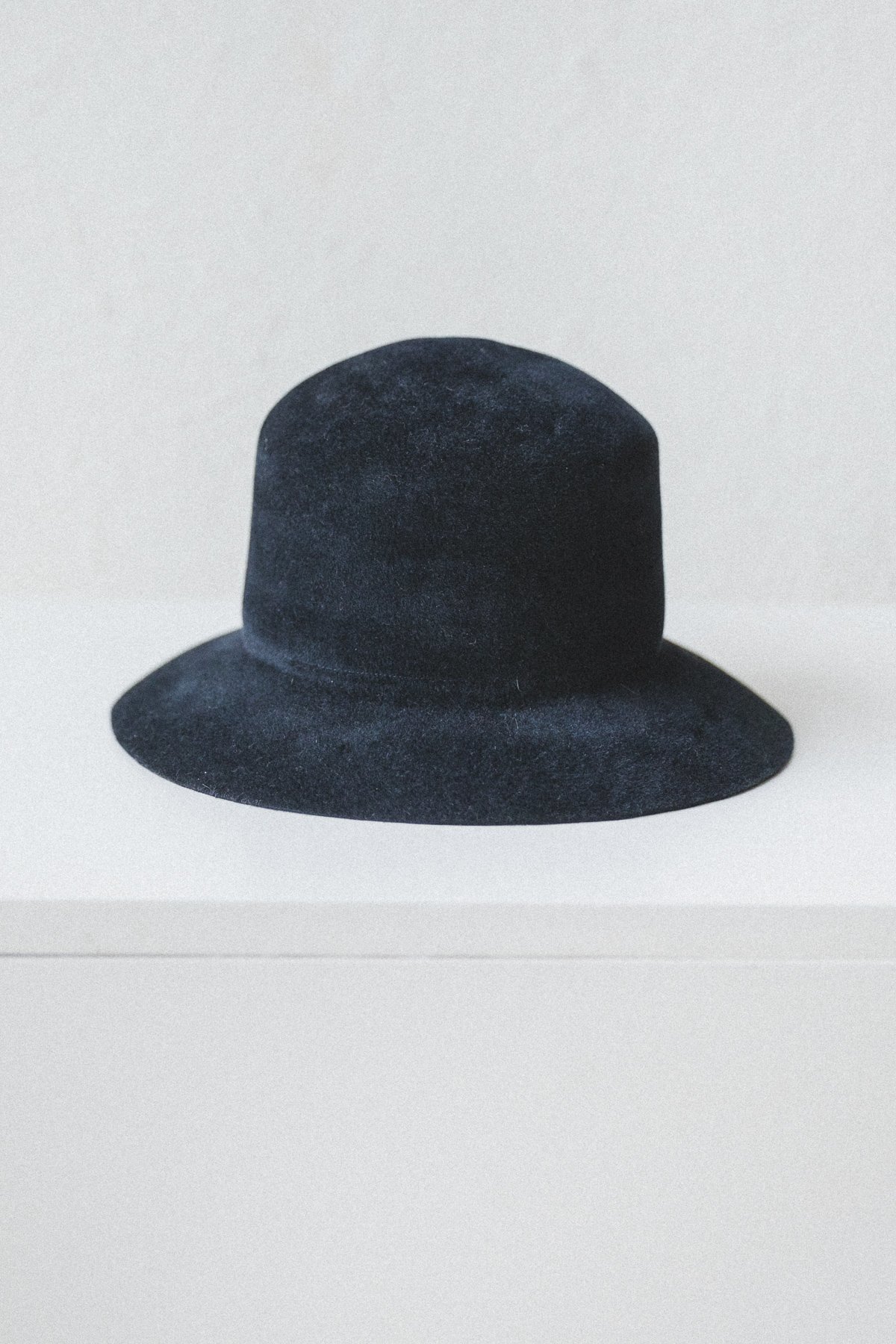 BUCKET HAT IN VELOUR FELT | Garmentory