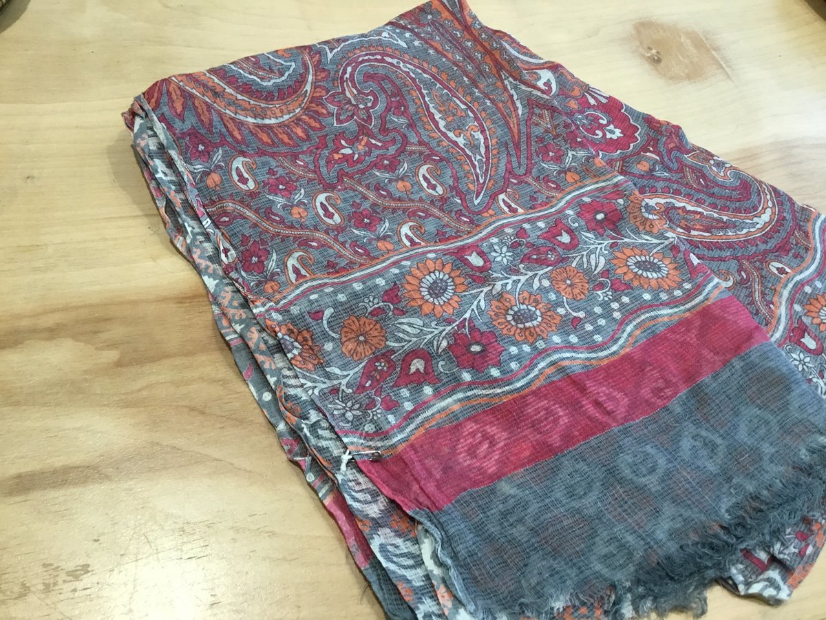 Auntie Oti Sari Fragment | Garmentory