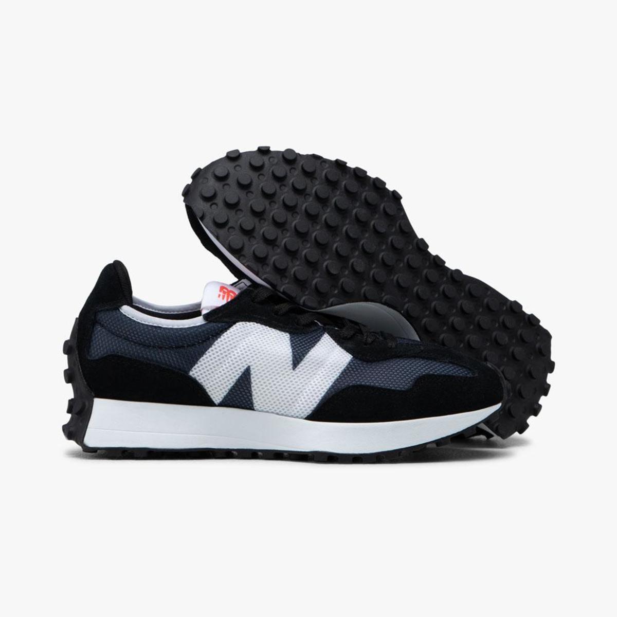 New Balance MS327BC sneakers - Black | Garmentory