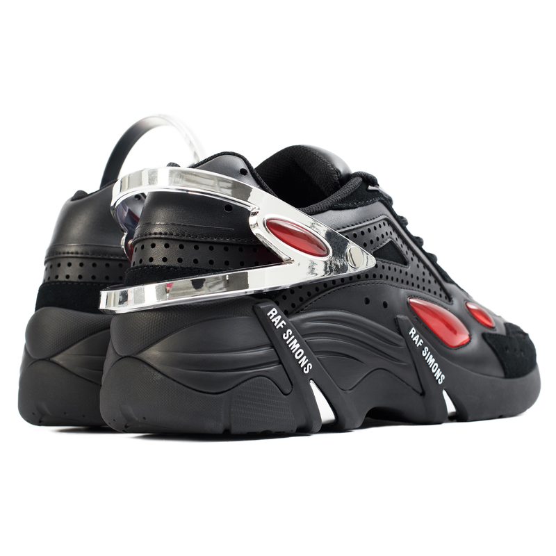 Raf Simons Cyclon 21 sneaker - Black | Garmentory