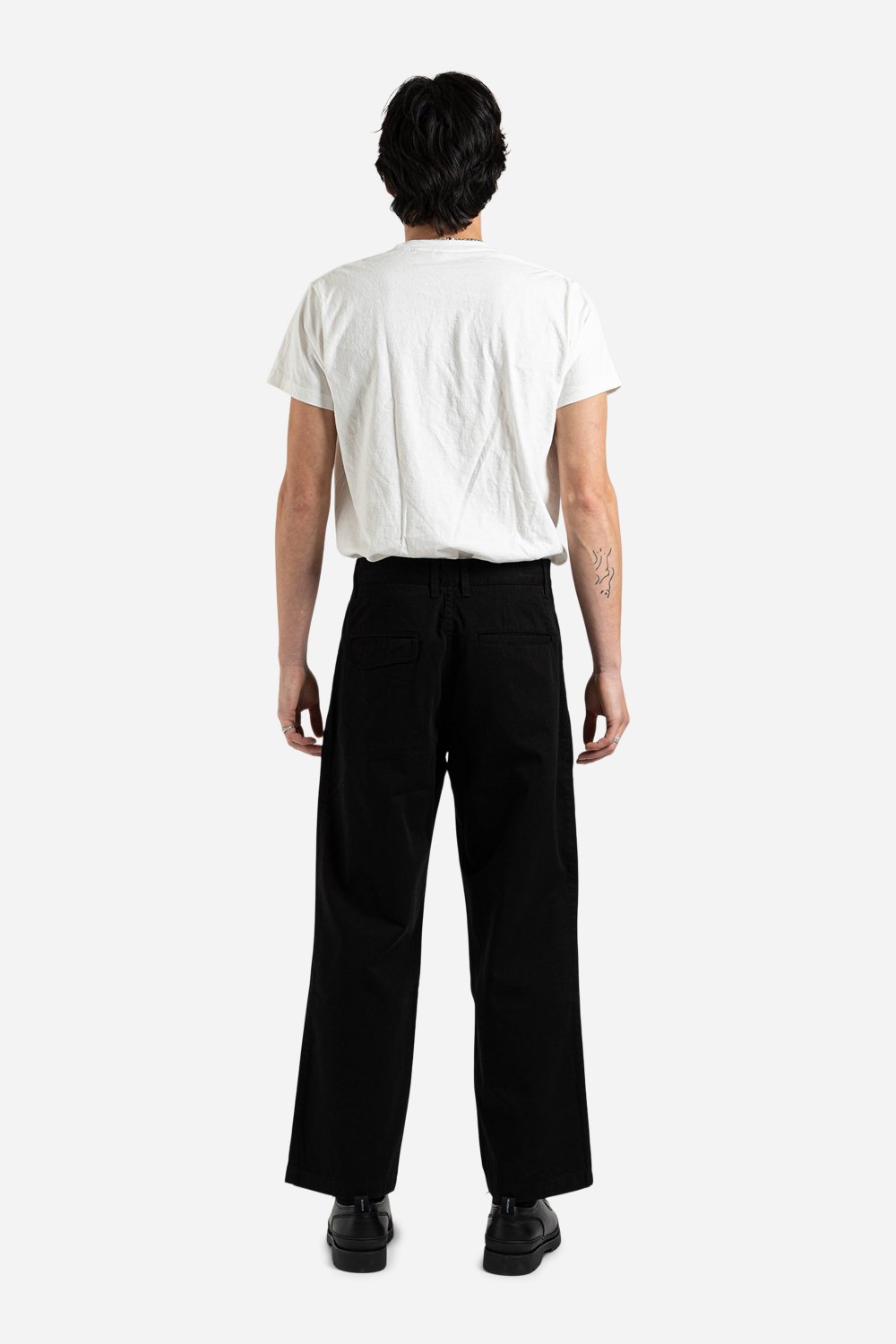 Uniform Bridge Two Tuck Pants - Black | Garmentory