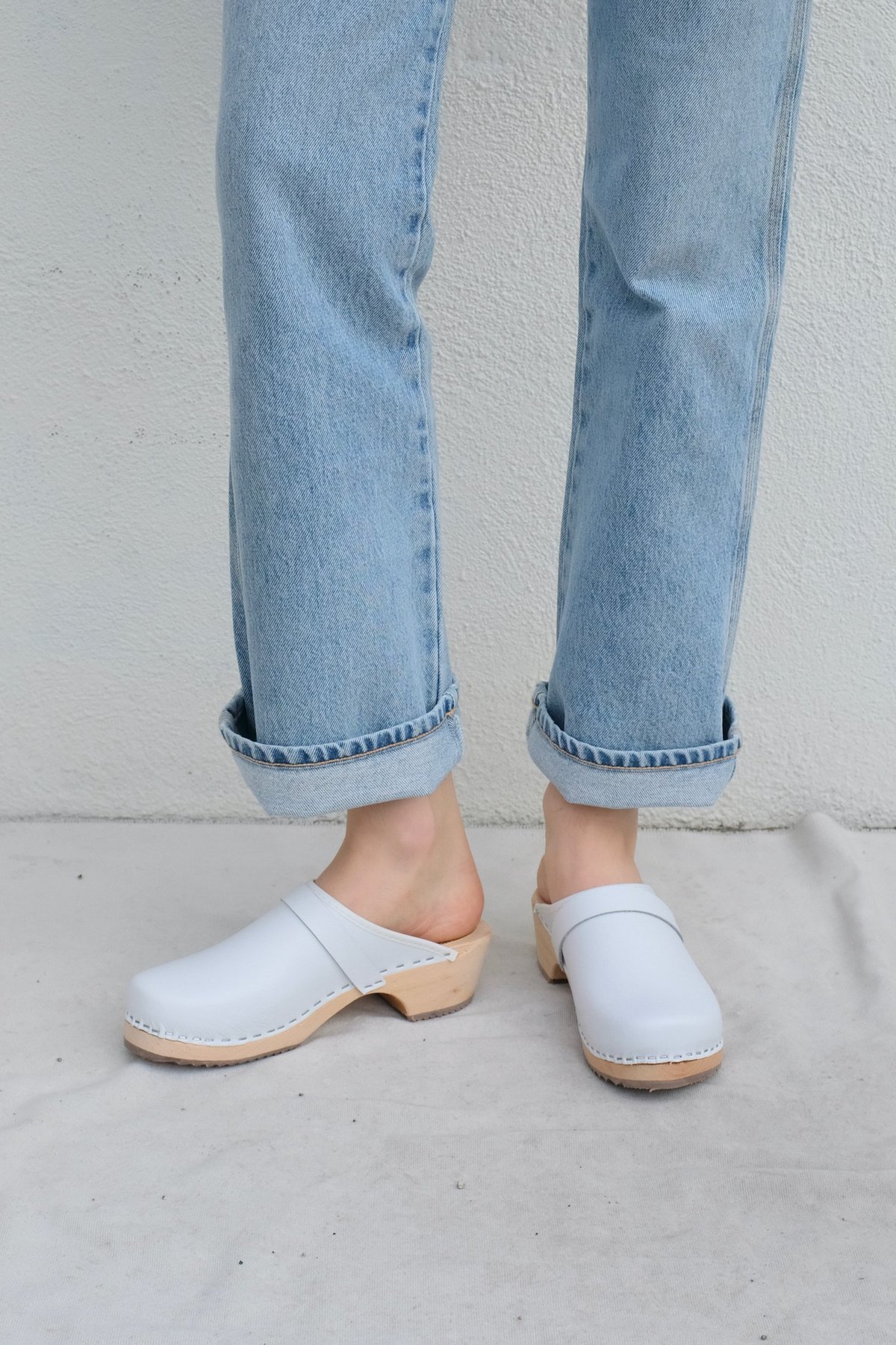 Lotta Classic Clogs - White | Garmentory