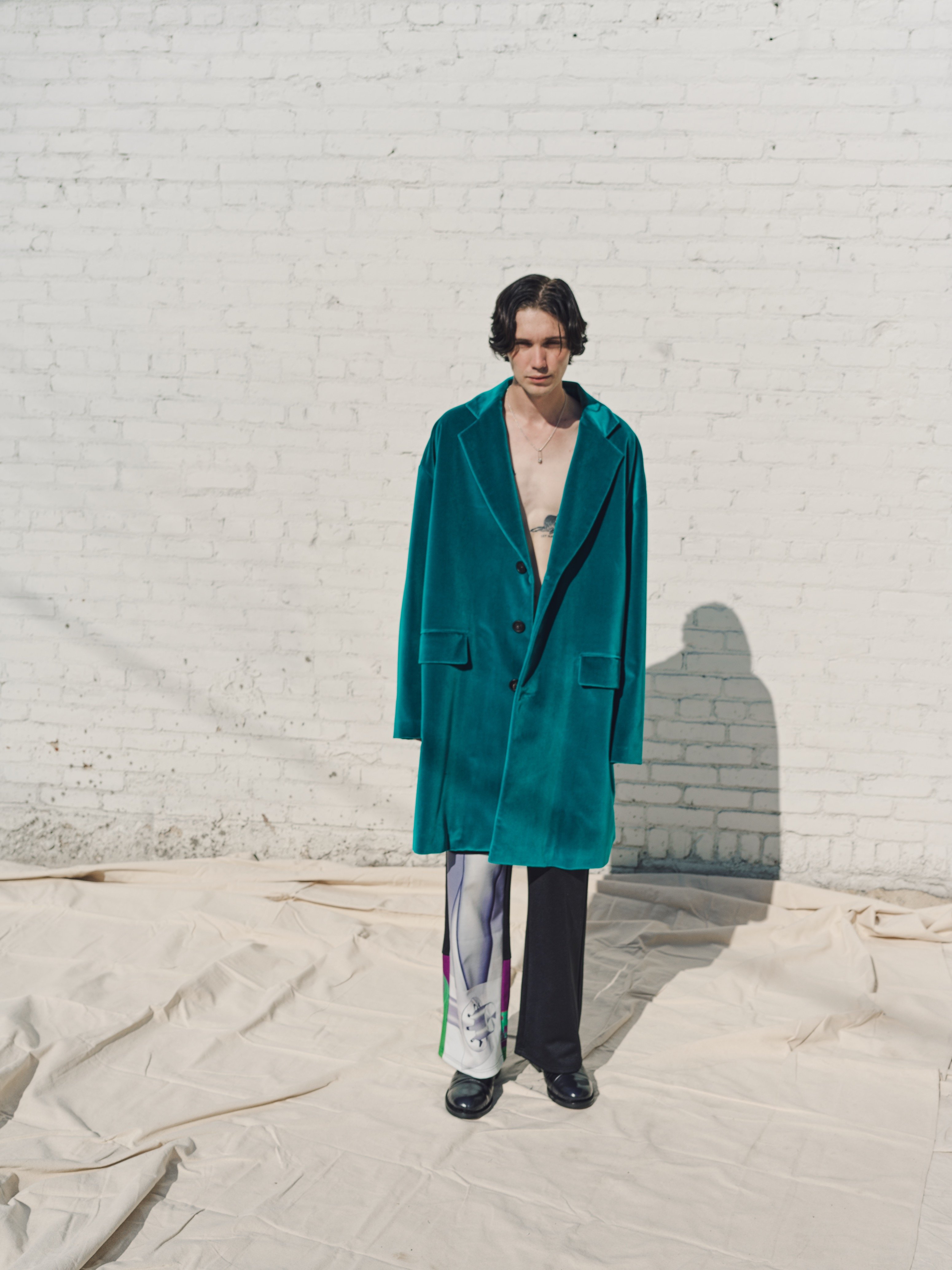 Lanvin Turquoise Velvet Reversible Padded Rosenquist Print Lining Car ...