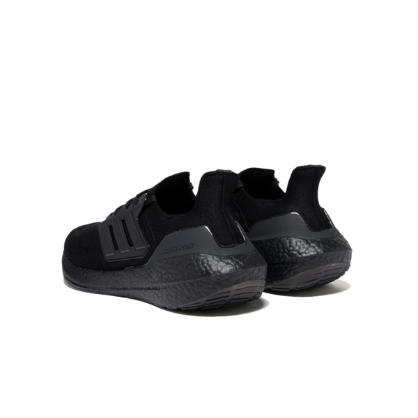 adidas Ultraboost 22 Men GZ0127 SNEAKERS - Black | Garmentory