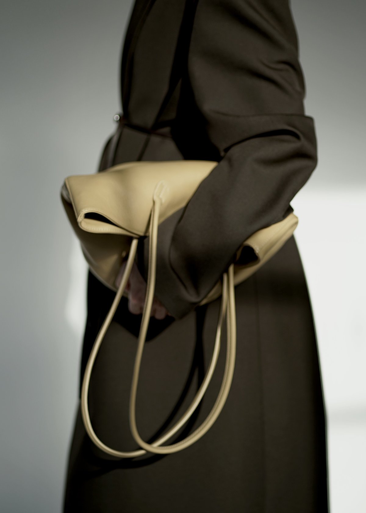 Modern Weaving Soft Structure Basket Bag - Black | Garmentory