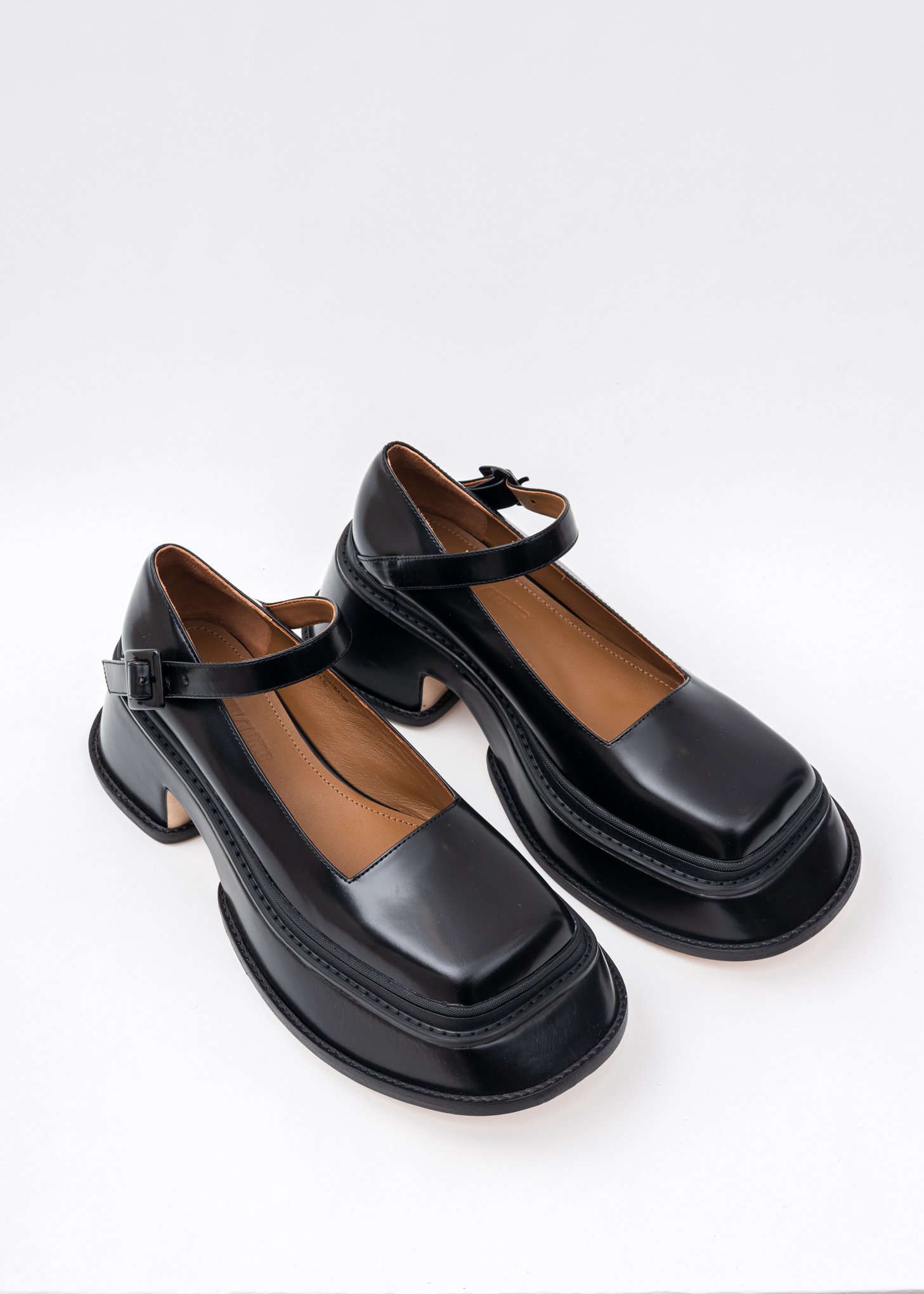Shushu/Tong Round Toe Platform - Black | Garmentory