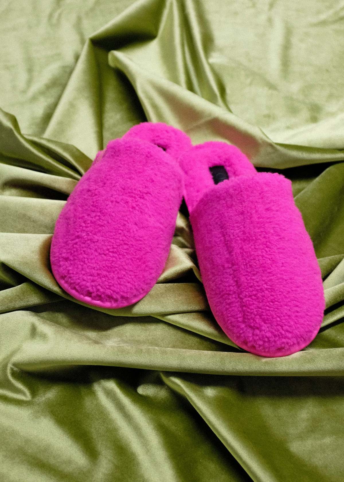 LOEWE Fleece Slipper - Neon Pink | Garmentory