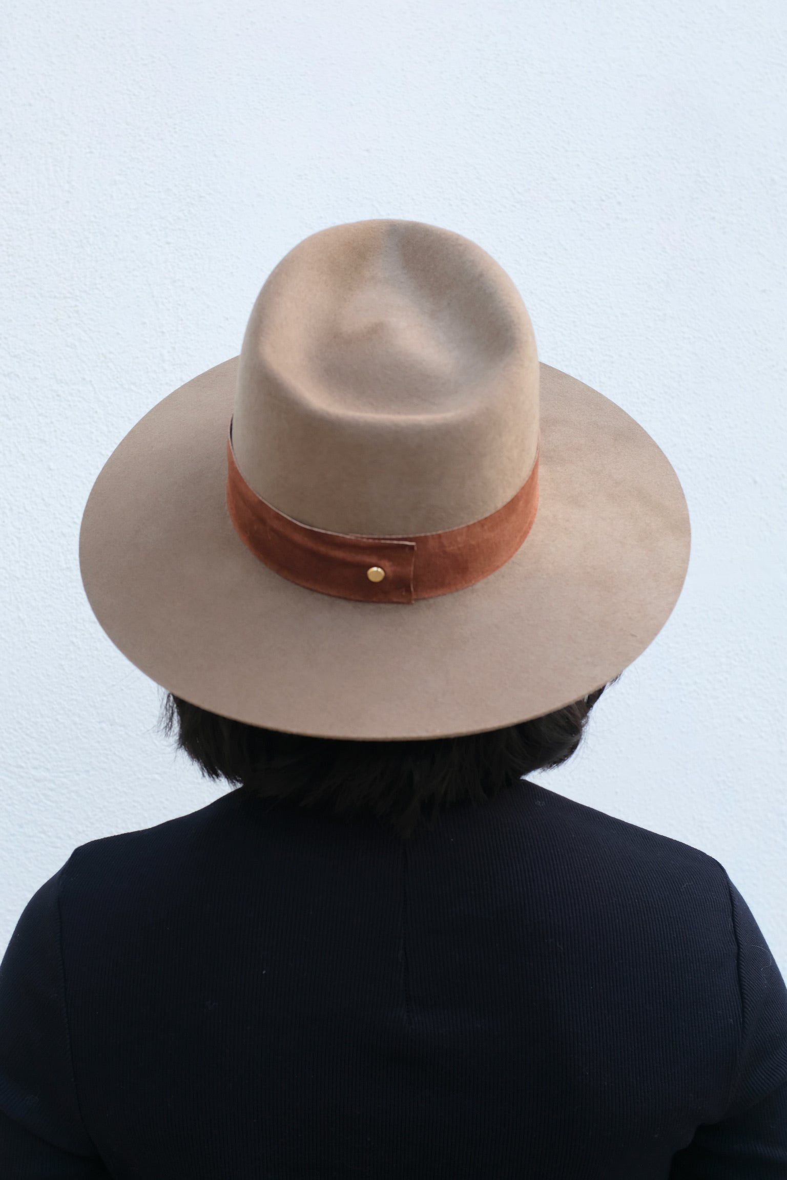 Janessa Leone Alara Hat - Dark Sand | Garmentory