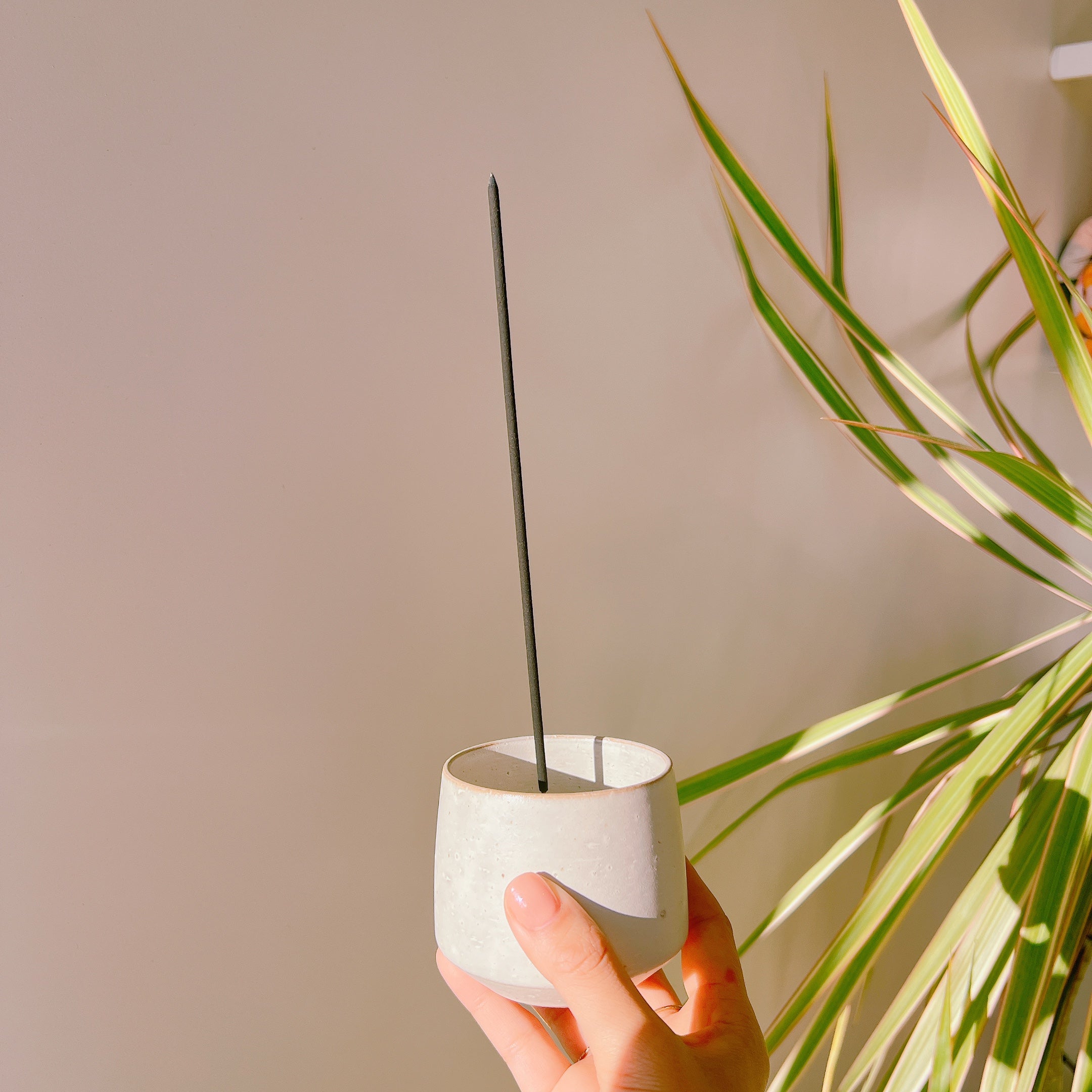 Ume Onyx Incense Bowl - White | Garmentory