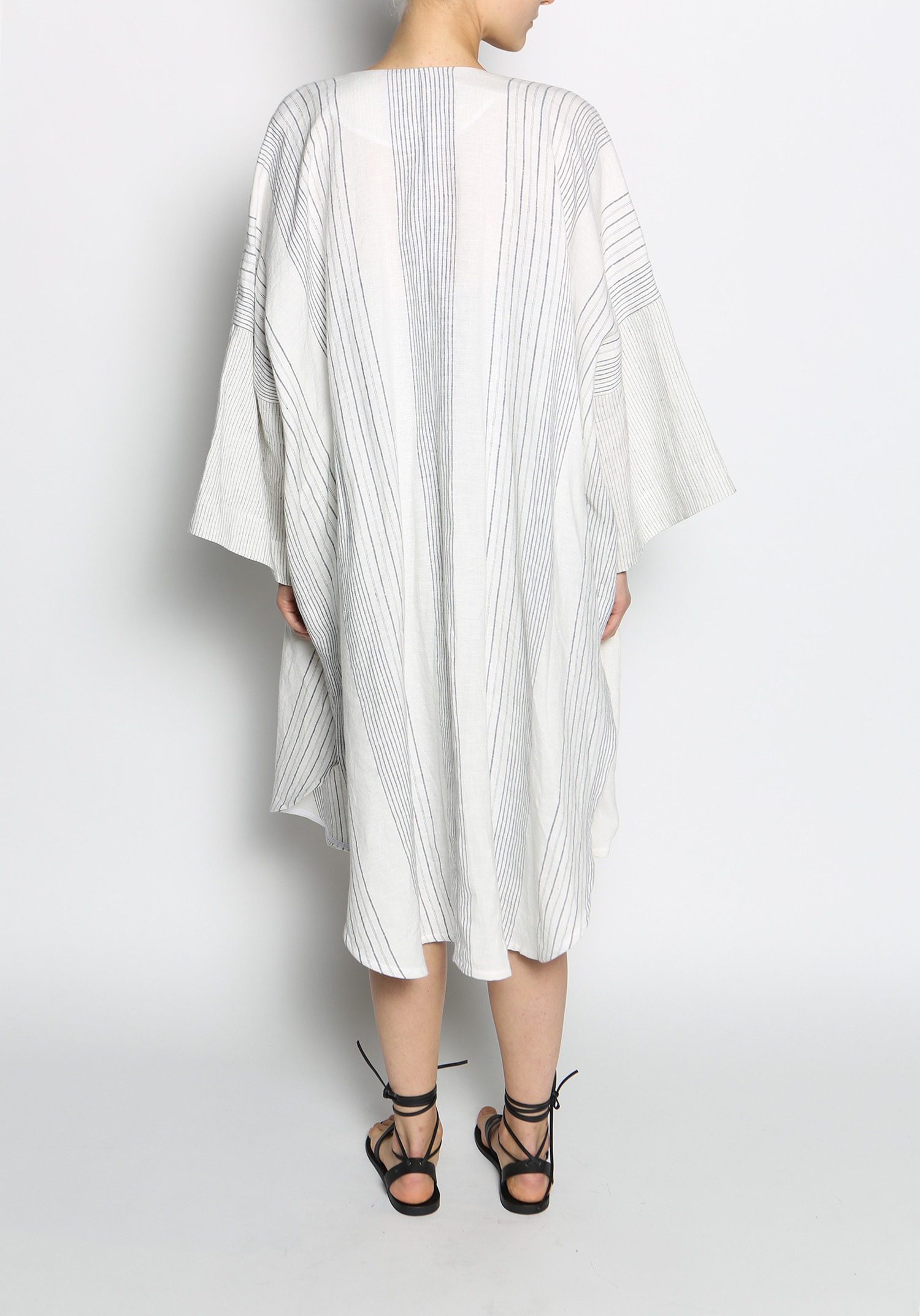 KES Oversized Linen Cape | Garmentory