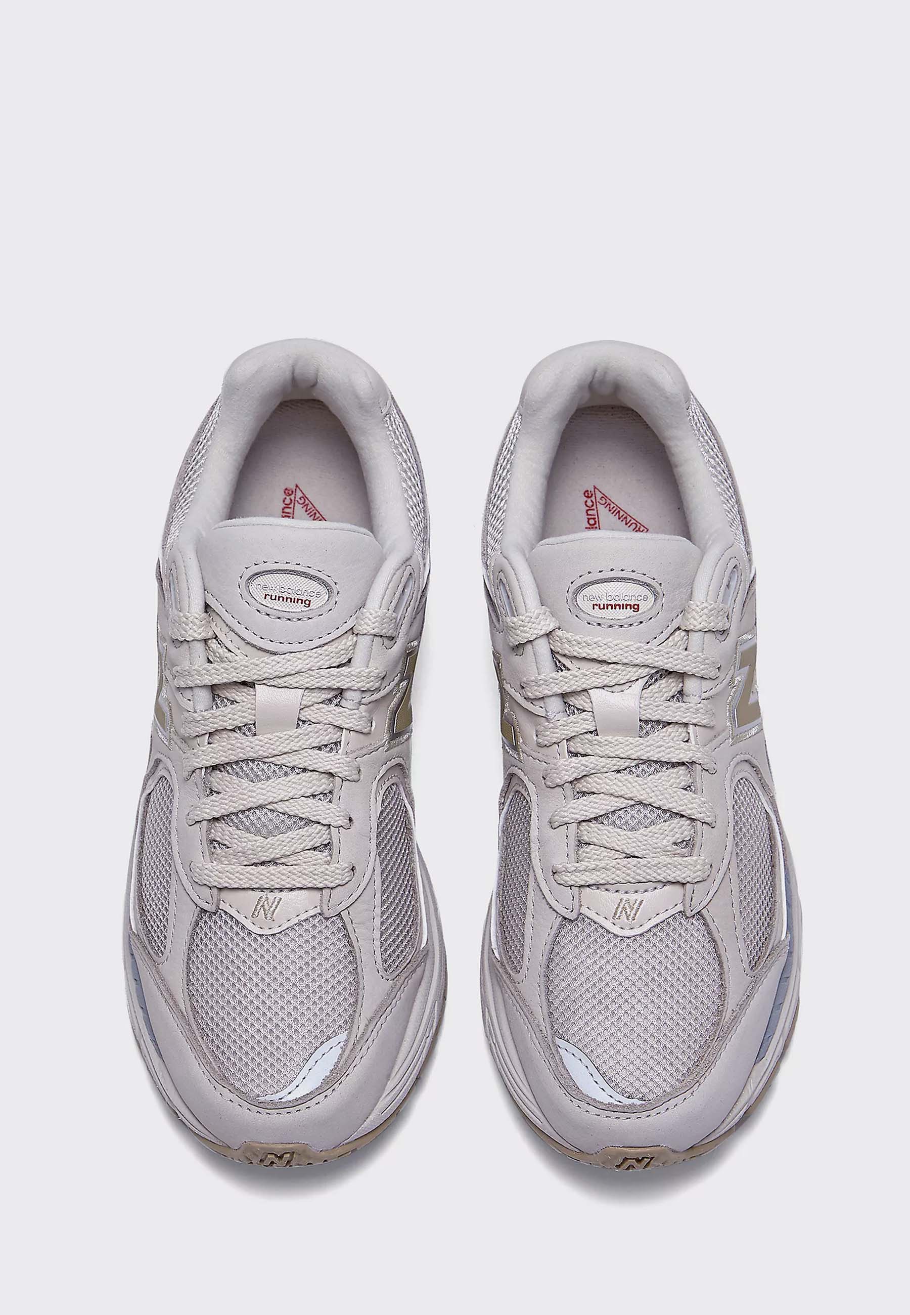 ML2002R3 - 2002R - moonbeam/incense/silver metallic | Garmentory