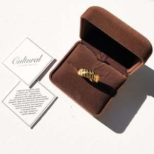 MATTER MATTERS Warp Ring - Gold | Garmentory