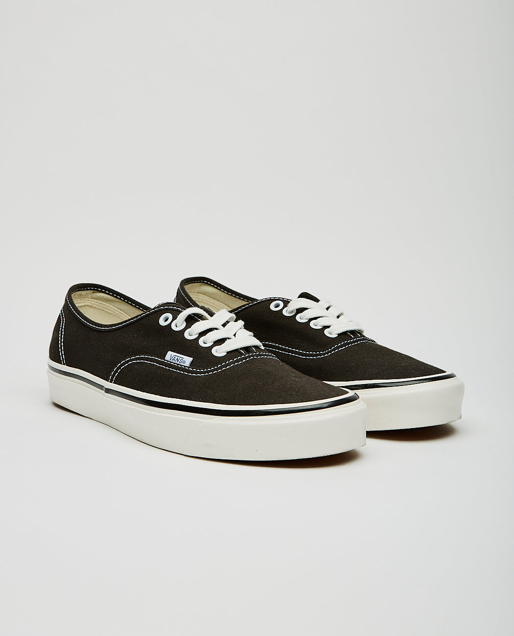 VANS Authentic 44 DX sneakers - Black | Garmentory
