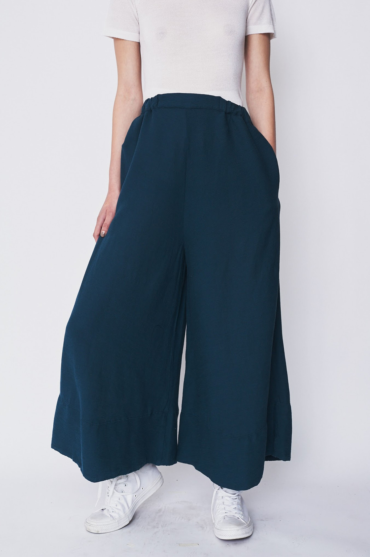 Black Crane Cotton Crinkle Pants | Garmentory