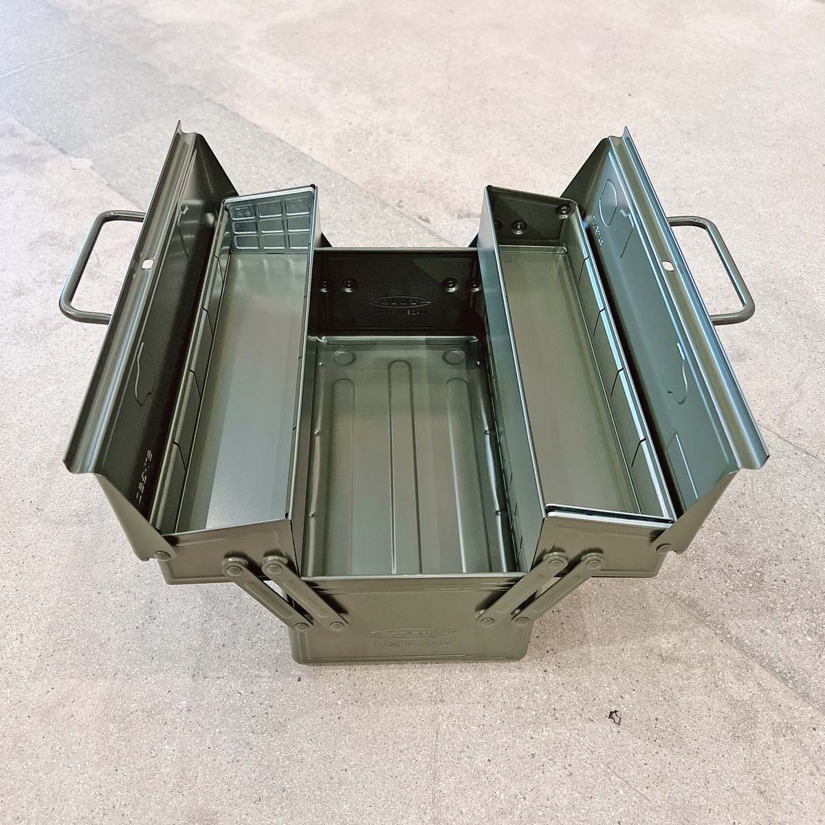 ST-350 Tool Box Cantilever Lid - Military Green | Garmentory