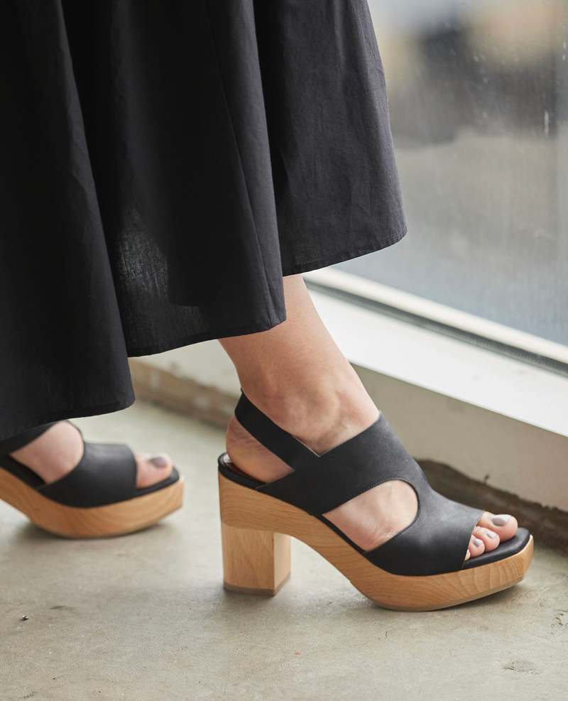 Coclico Vicky Clog - Black | Garmentory