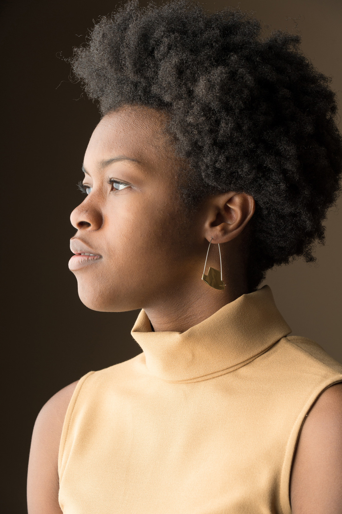 Erin Considine Arch Hoop Earrings In Brass | Garmentory