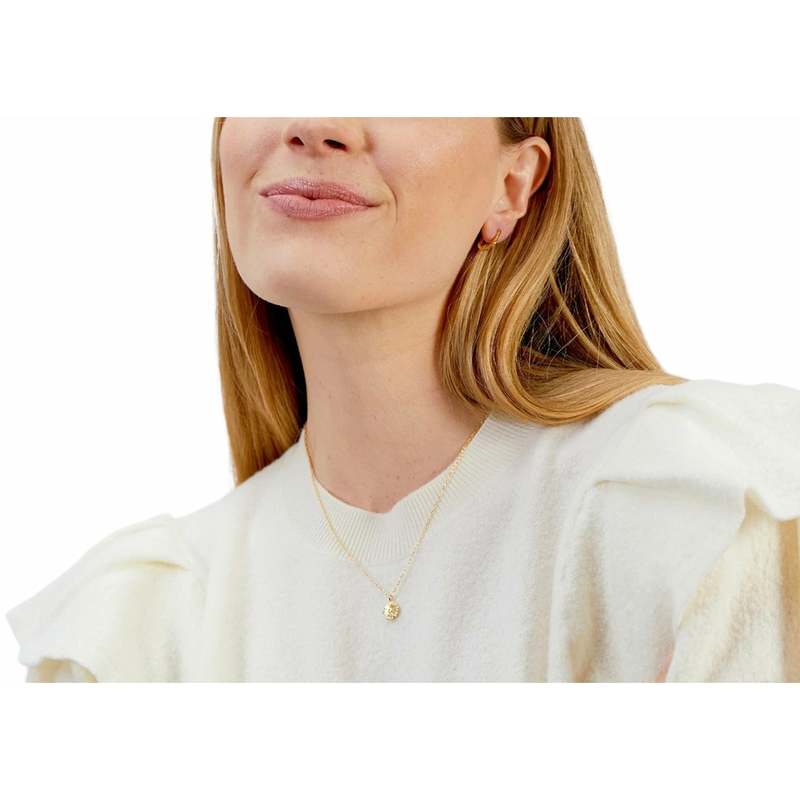Gorjana daisy charm necklace store