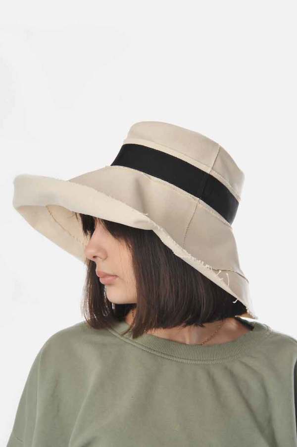 Natural Cotton Canvas Dia Hat - Natural/black | Garmentory