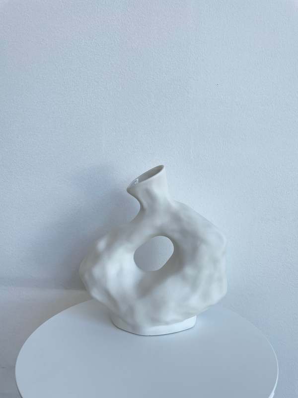 Ri-Ri-Ku See Through Ceramic Vase | Garmentory