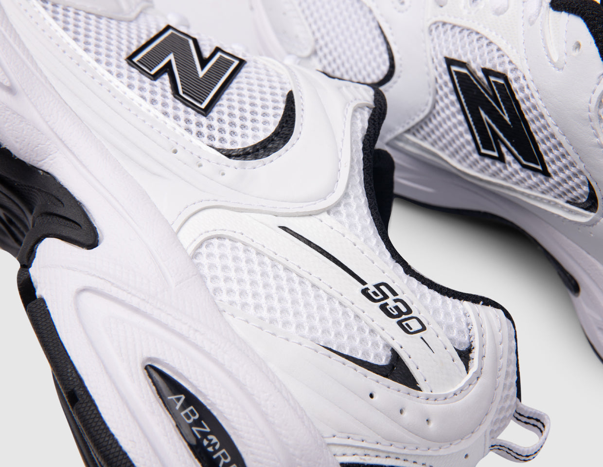 New Balance MR530EWB Munsell White / Black | Garmentory