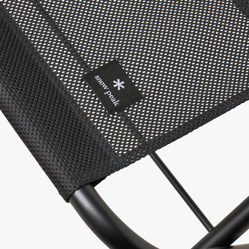 Snow Peak Mesh Folding Bench - Black | Garmentory