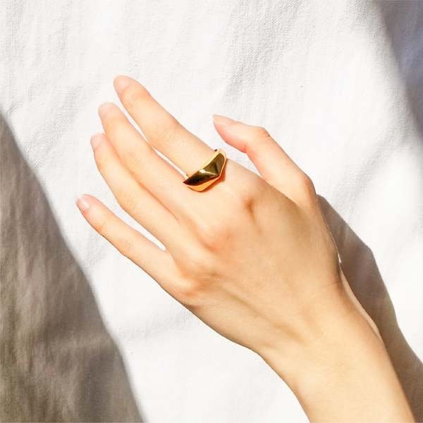 MATTER MATTERS Edge Ring - Gold | Garmentory
