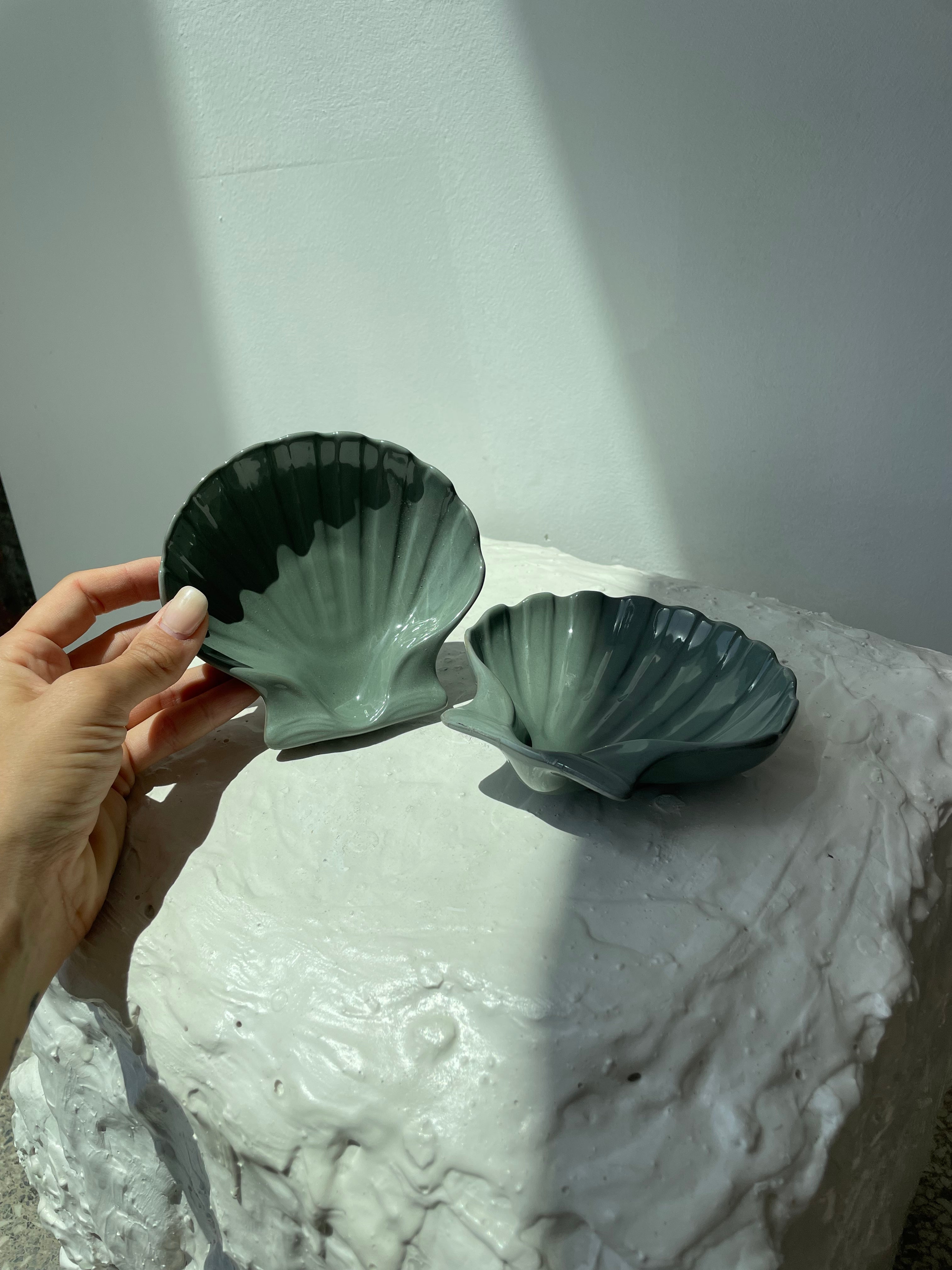 Vintage Shell Dish Set - Sage | Garmentory