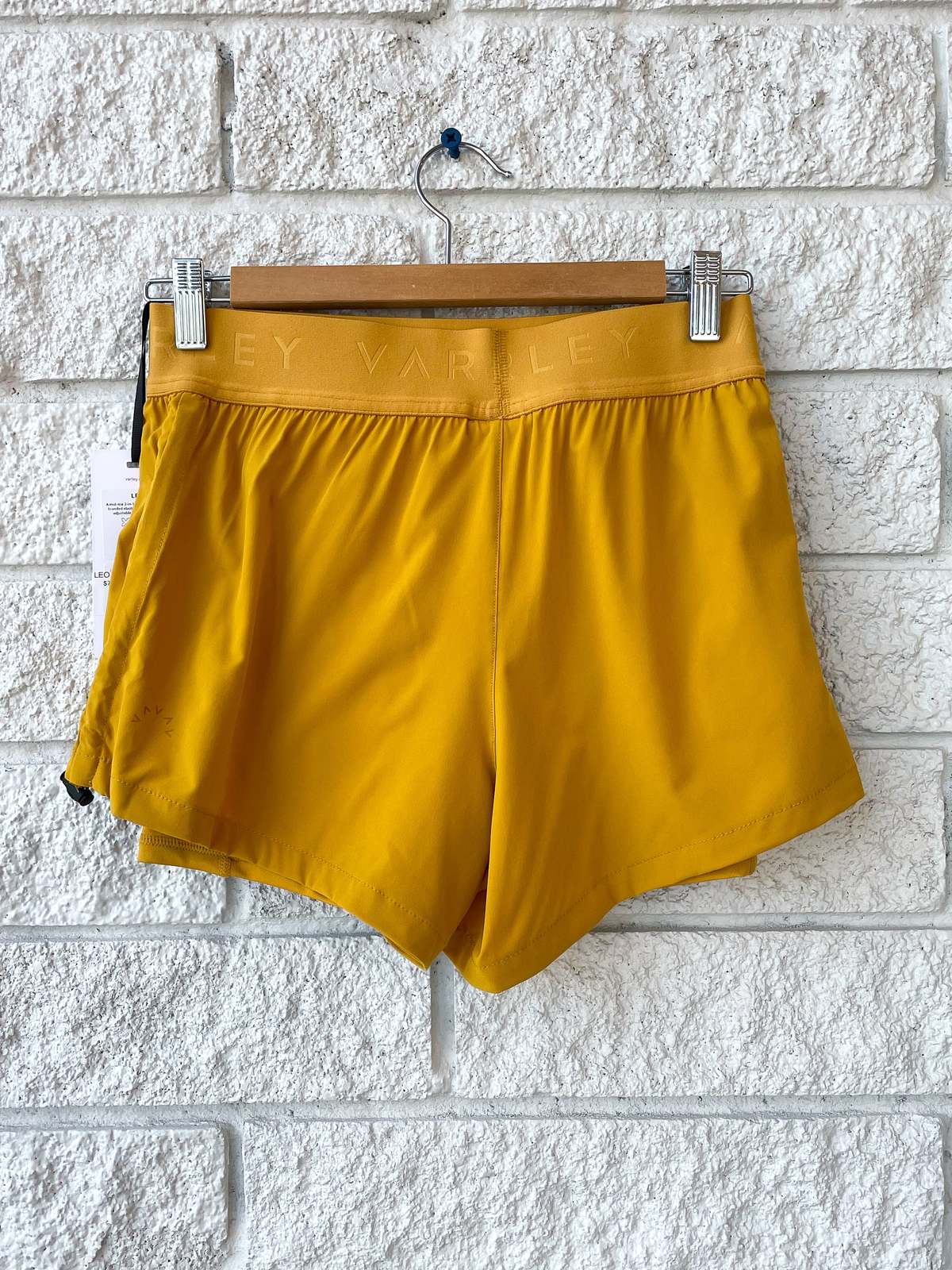 Varley LEO SHORT - CHAI TEA | Garmentory