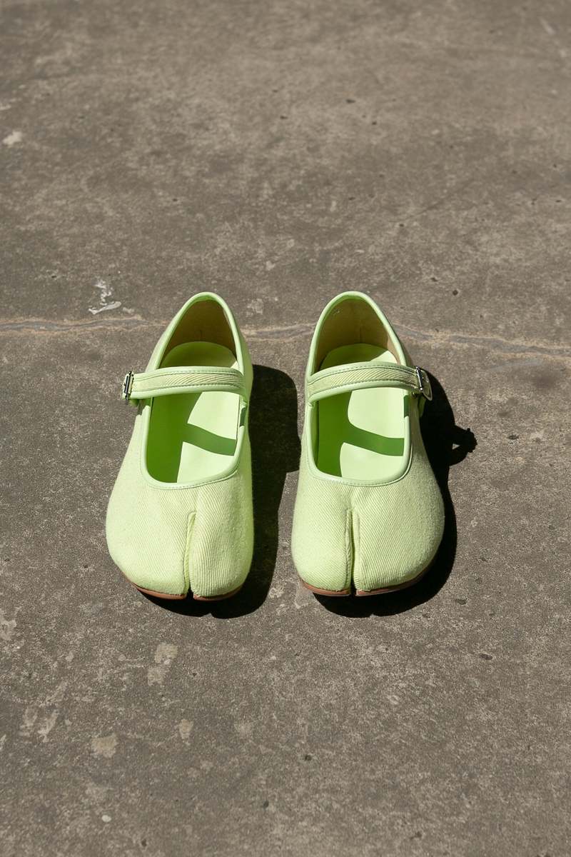 WOLF & GYPSY VINTAGE Mary Jane Tabi - Lime | Garmentory