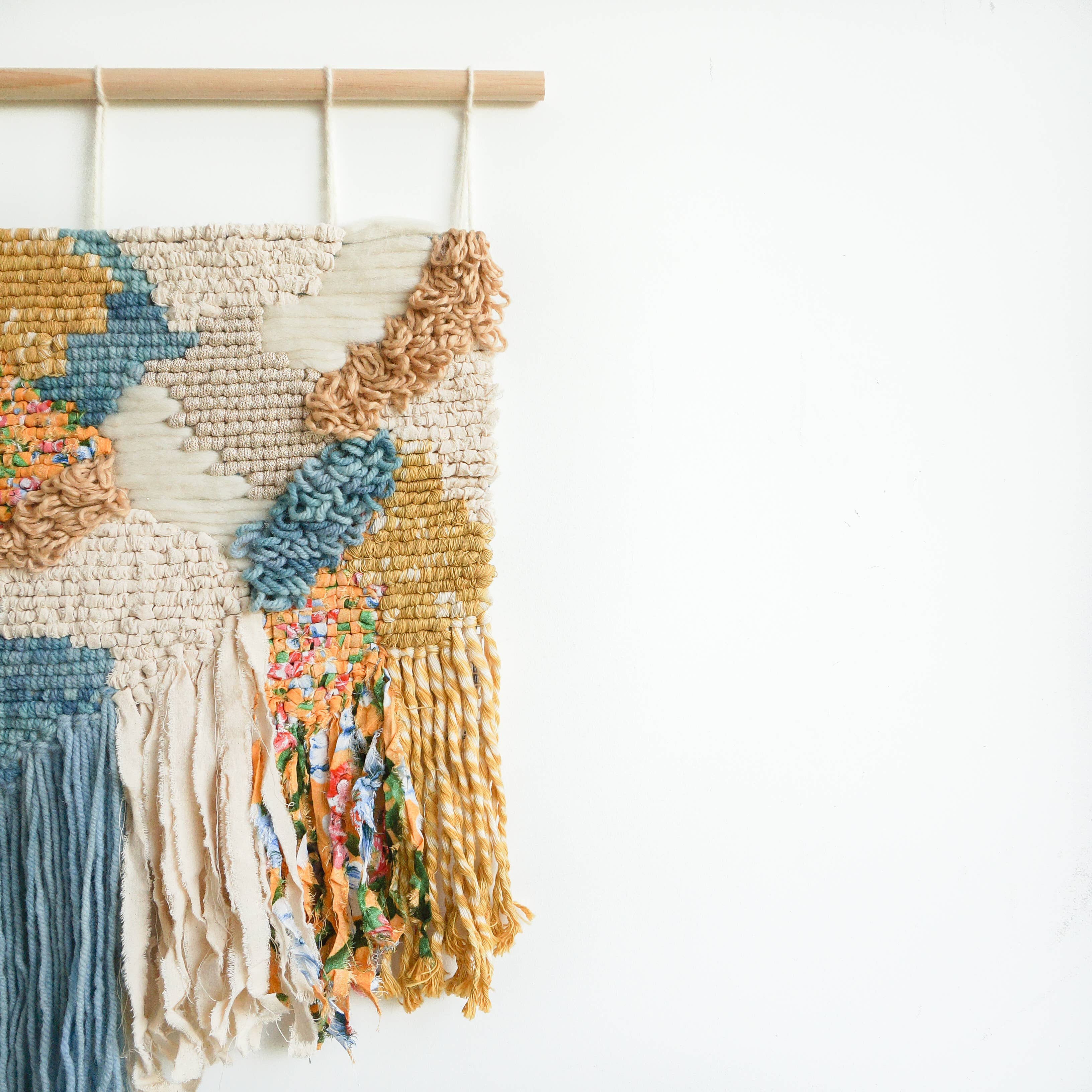 Living Fibers Camila Locker hook kit - Multi | Garmentory
