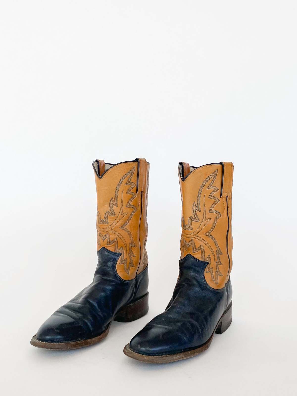 Vintage David Two Tone Cowboy Boots - Camel/Black | Garmentory